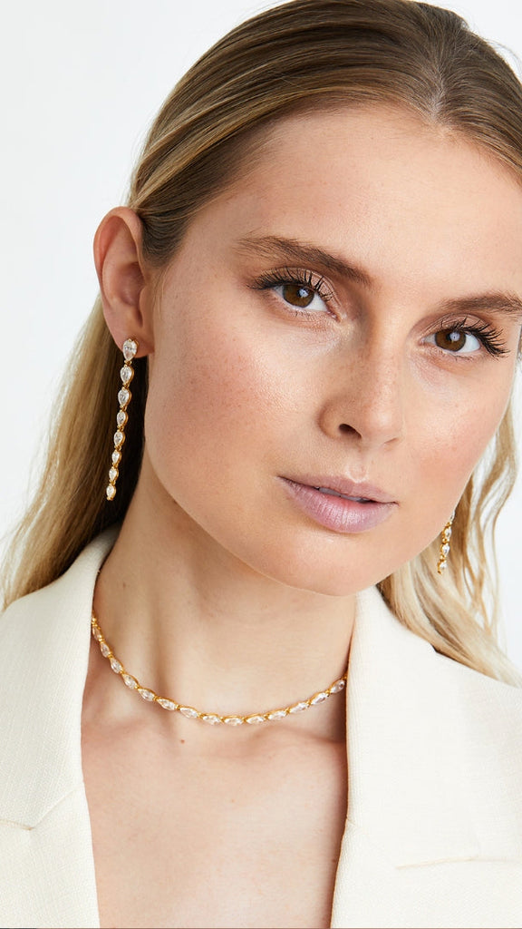 How to Wear Drop Earrings: The Complete Guide – CARAT* London UK